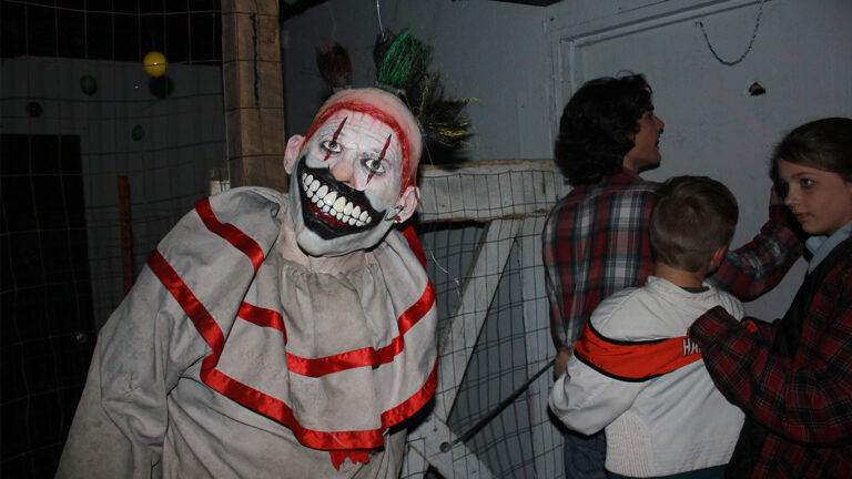 The Haunted Chicken House – Halloween – Frights & Screams – Heflin, Alabama